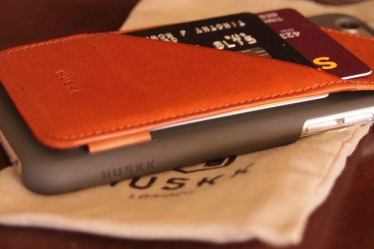 HUSKK iPhone 6 Quick Draw Wallet Review - $59.99 - BestLeather.org