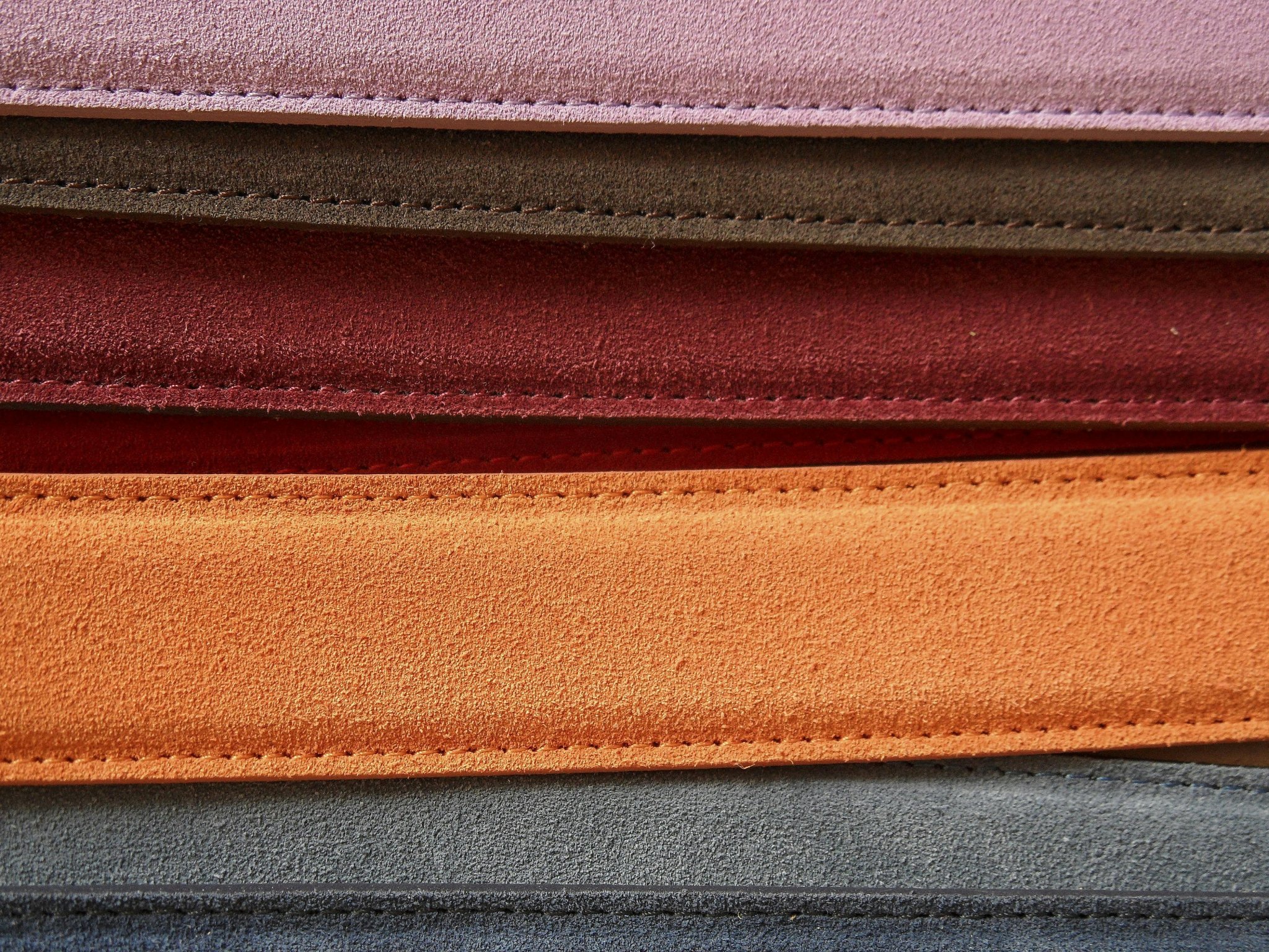 How To Punch Holes in Leather - BestLeather.org